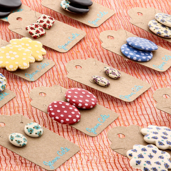 Jenn Cole, Purple Flower Earrings – CLAYAKAR